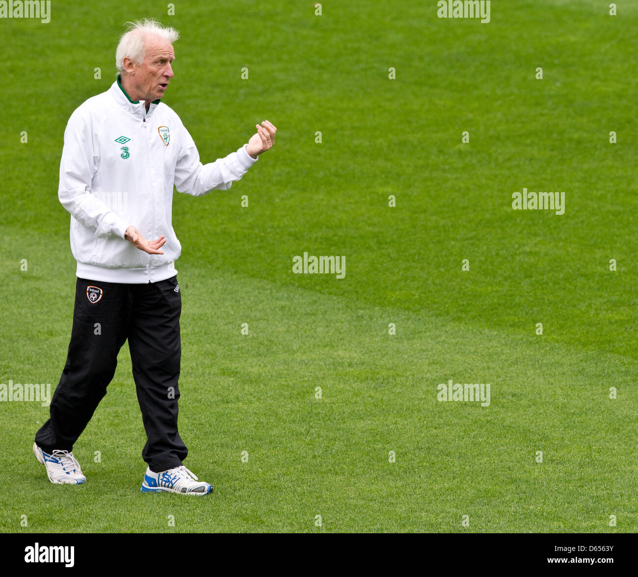 Italian giovanni trapattoni hi-res stock photography and images - Alamy