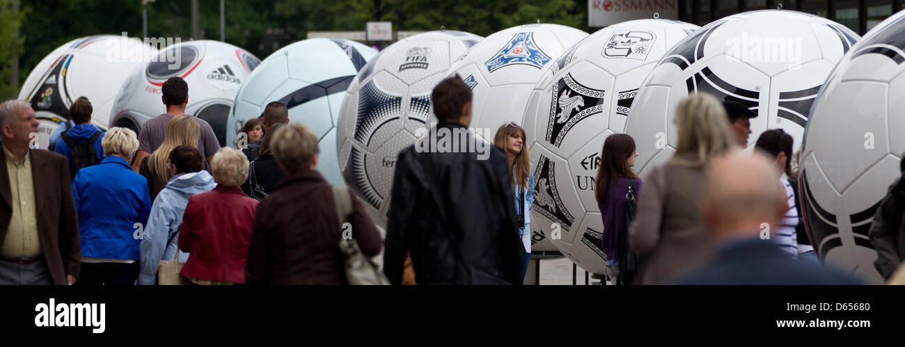 Official match balls of the UEFA European Football Championships from ...