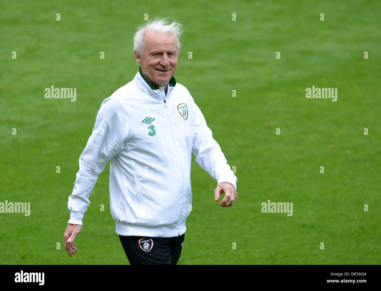 Coach Giovanni Trapattoni of the Republic of Ireland gestures during a ...