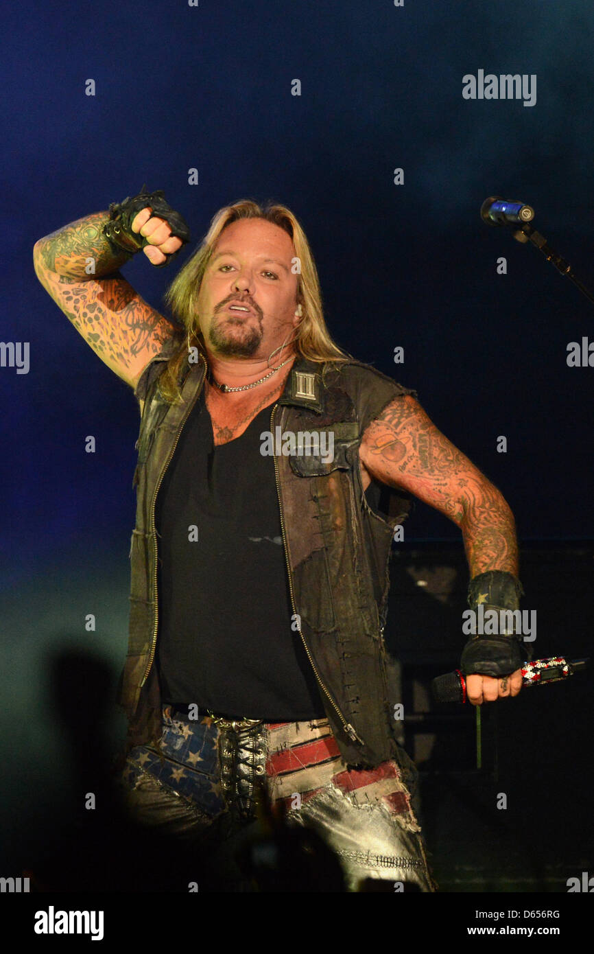 Vince Neil Motley Crue Stock Photos & Vince Neil Motley Crue Stock ...