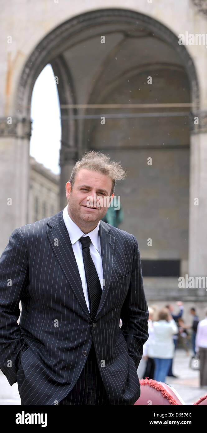 Maltese singer hi-res stock photography and images - Alamy