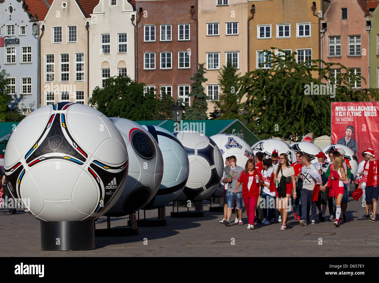 Official match balls of the UEFA European Football Championships from ...