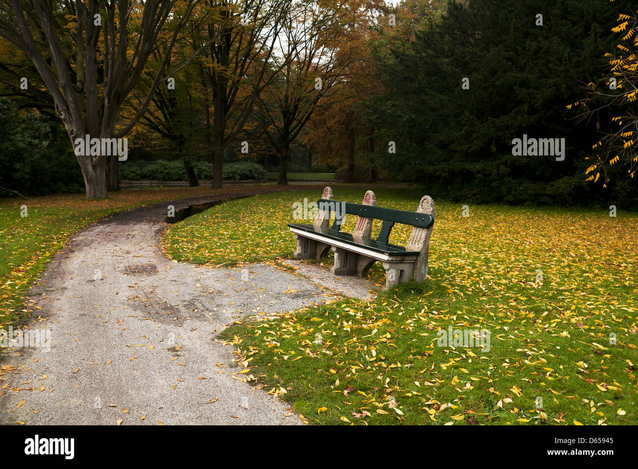 Cozy path hi-res stock photography and images - Alamy
