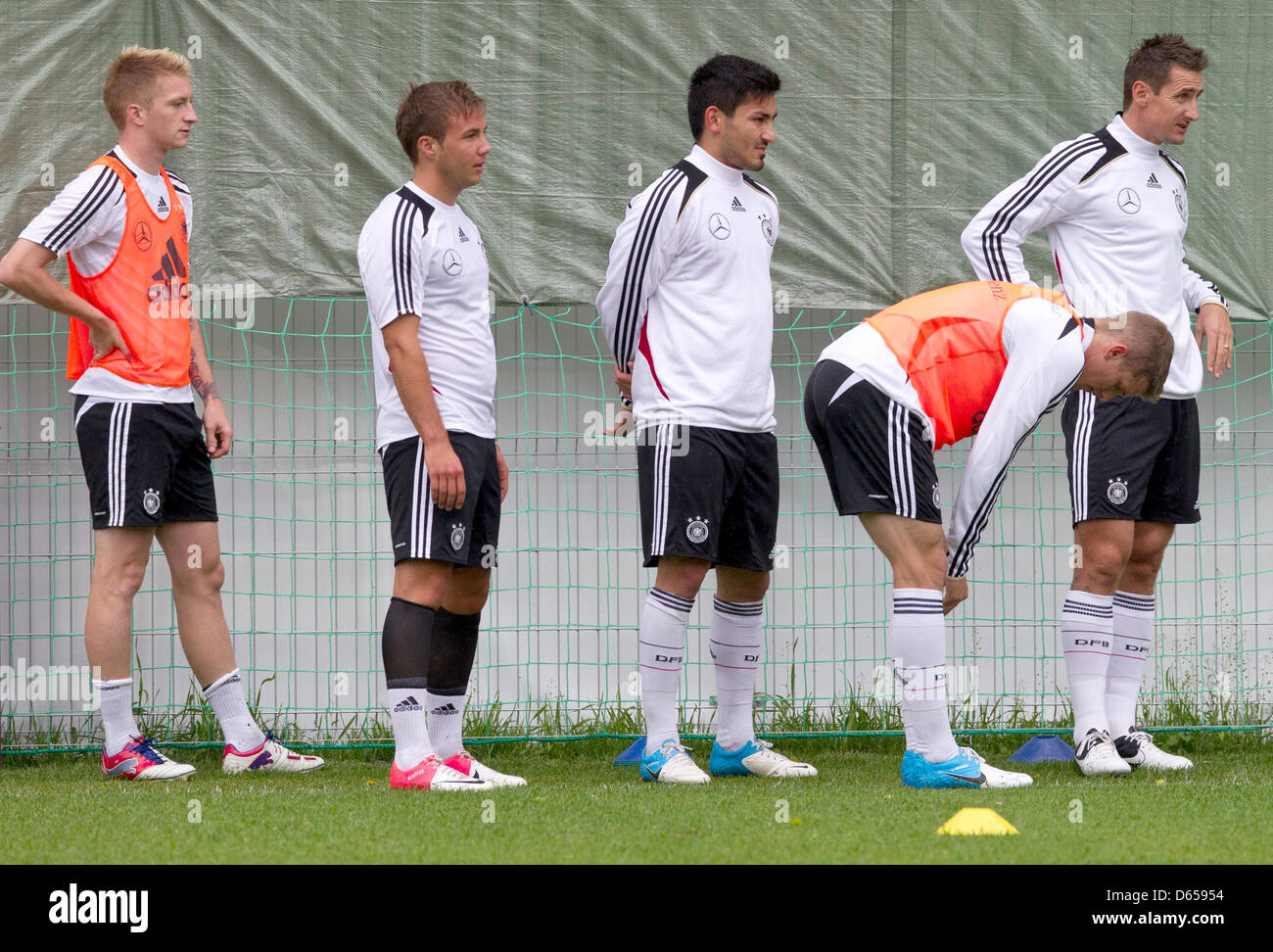 Germany's Miroslav Klose (R-L), Lars Bender, Ilkay Guendogan, Mario ...