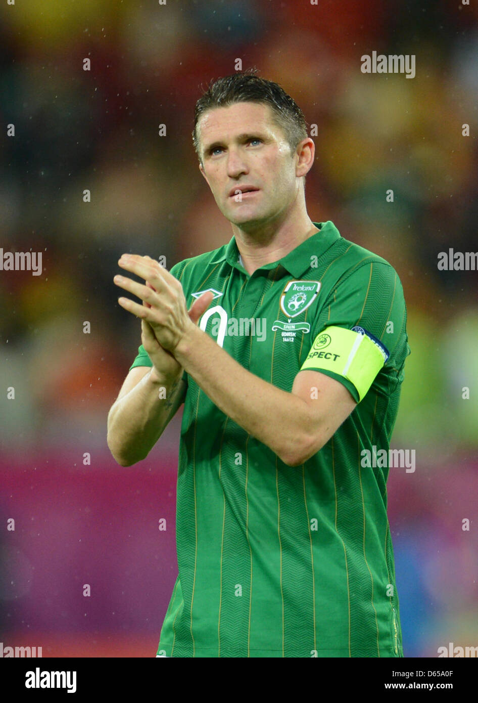 Ireland's Robert Keane applaude to the fans after the UEFA EURO 2012 ...