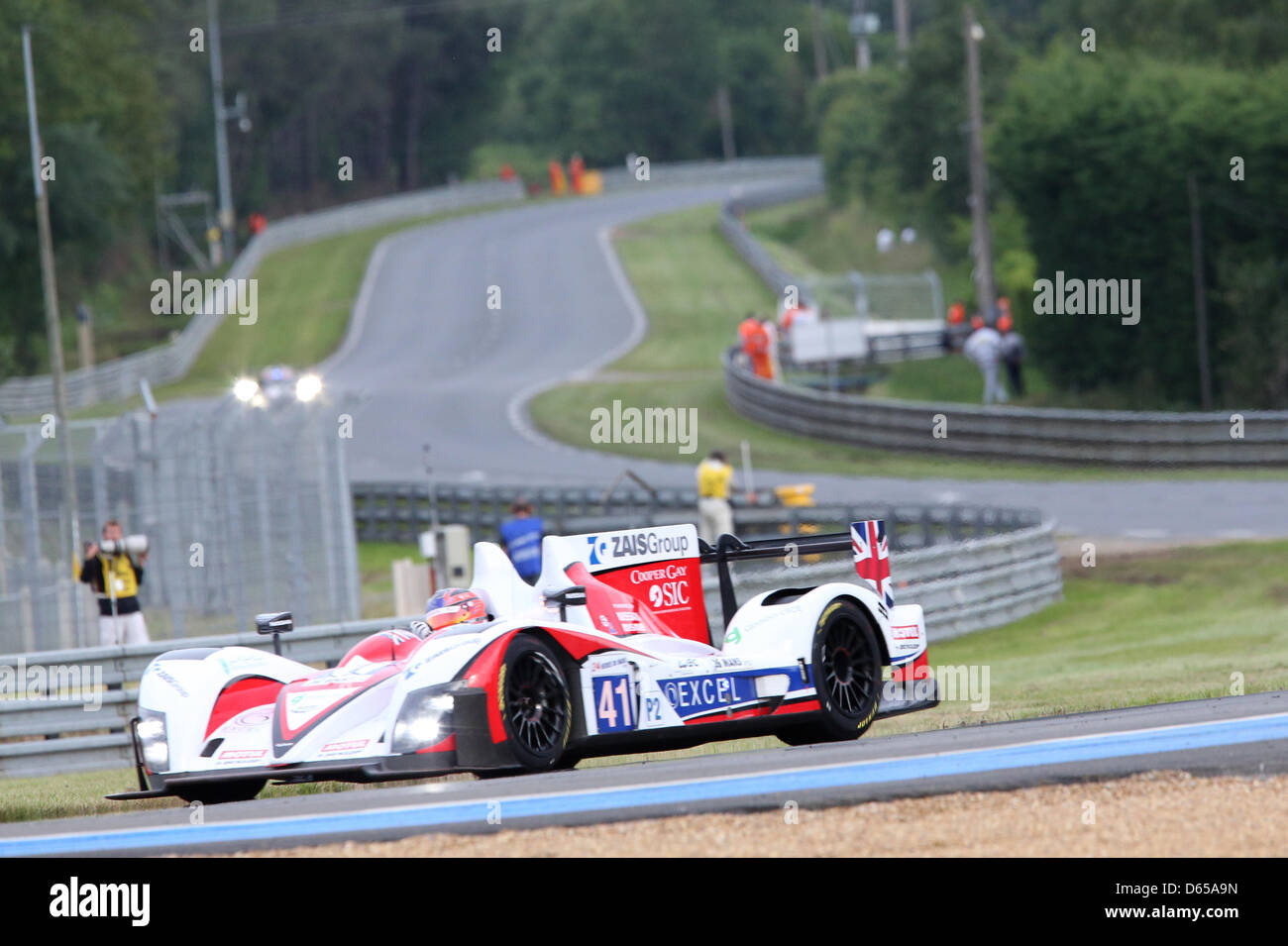 The LMP2 class Zytek Z11SN - Nissan of Greaves Motorsport with drivers ...