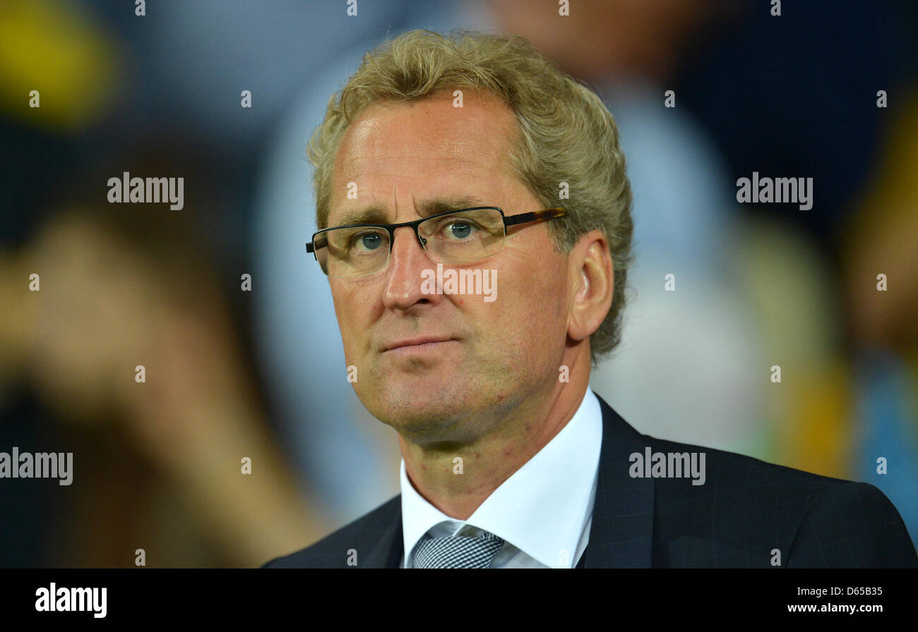 Sweden's coach Erik Hamren is seen during UEFA EURO 2012 group D soccer ...