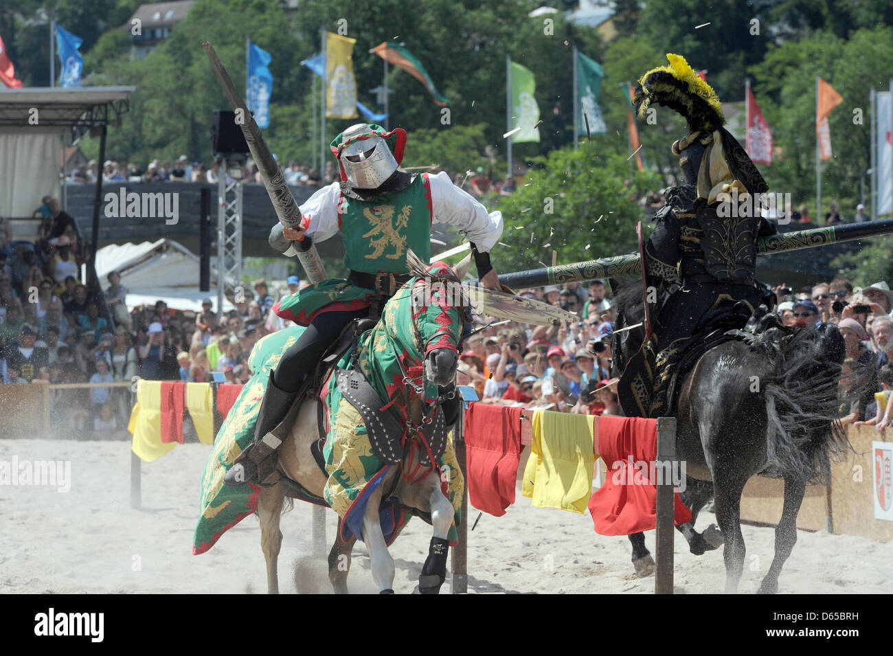 The kind knights hi-res stock photography and images - Alamy