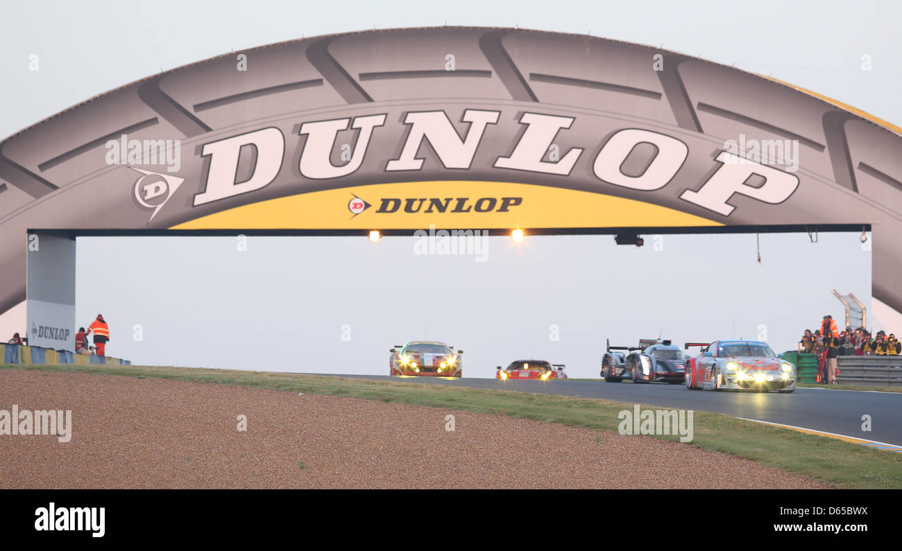 Dunlop bridge le mans 24 hi-res stock photography and images - Alamy
