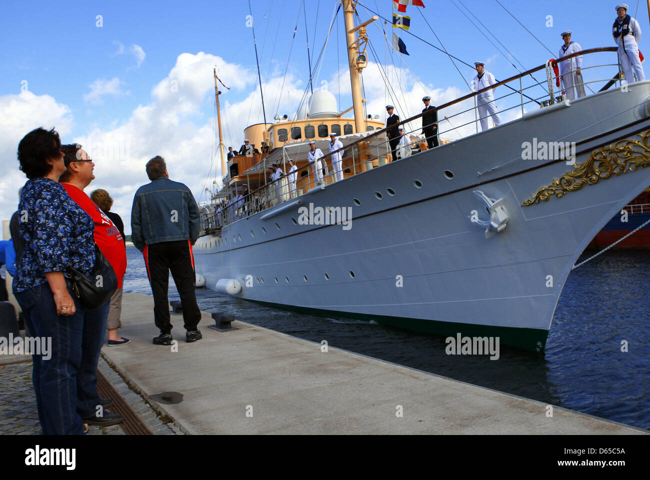 Henrik, Prince Consort of Denmark, arrives on the royal yacht ...
