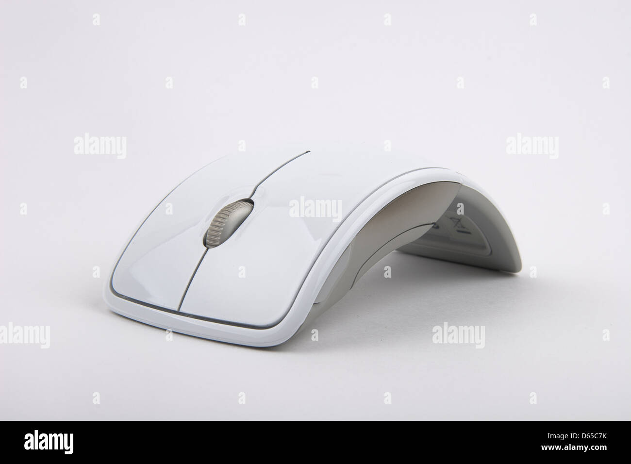 White modern computer mouse Stock Photo - Alamy
