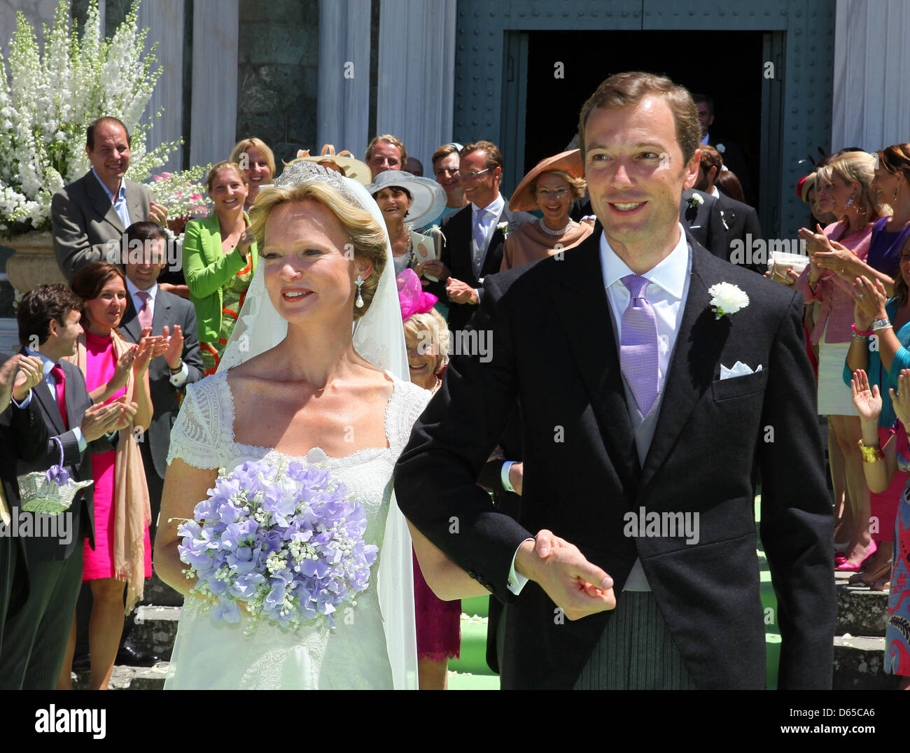 Dutch Princess Maria Carolina de Bourbon de Parme (L) and Albert ...