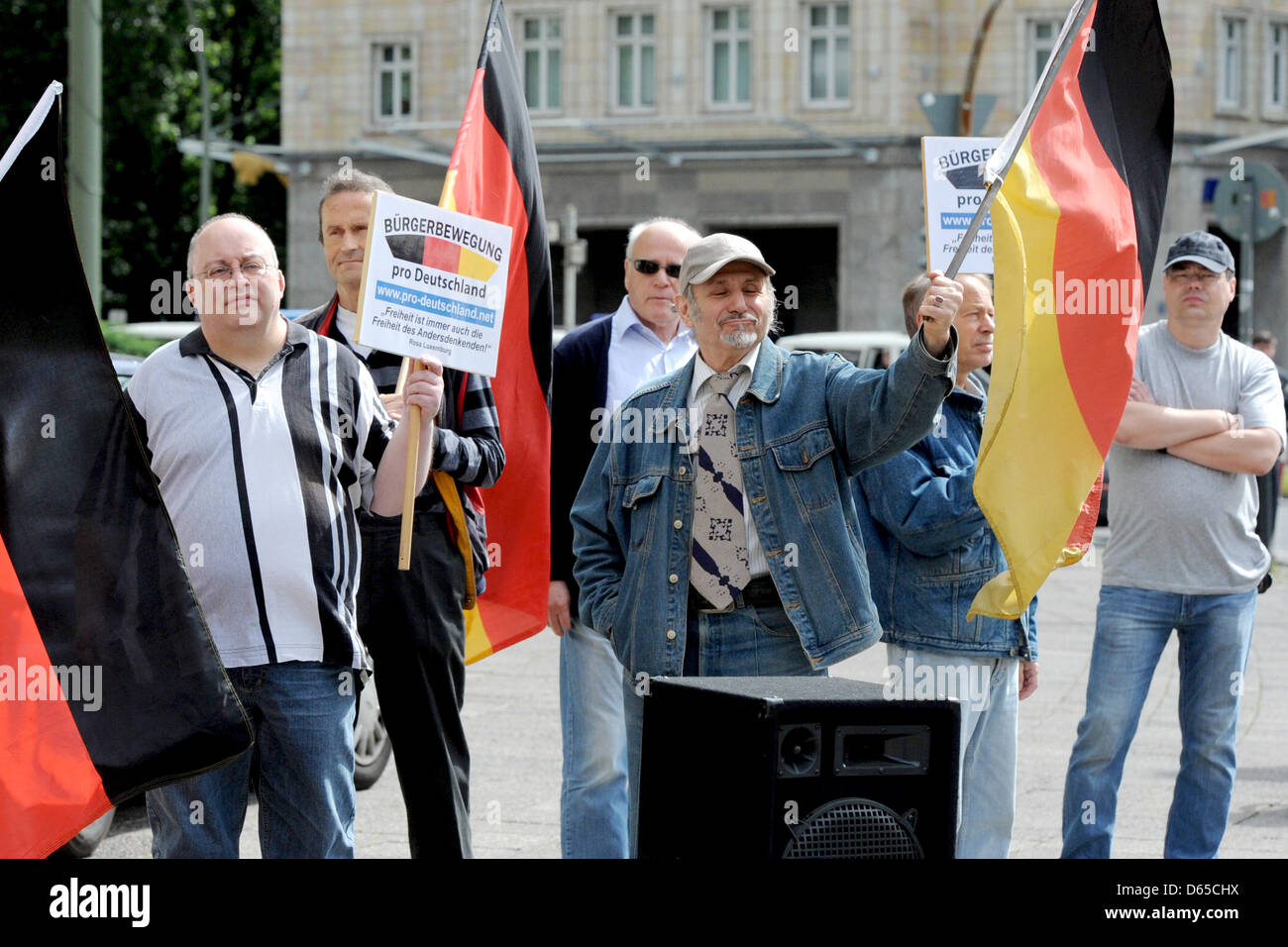 Npd rally in berlin hi-res stock photography and images - Alamy