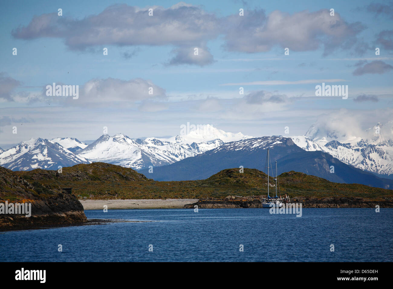 Shipping andes vessel hi-res stock photography and images - Alamy
