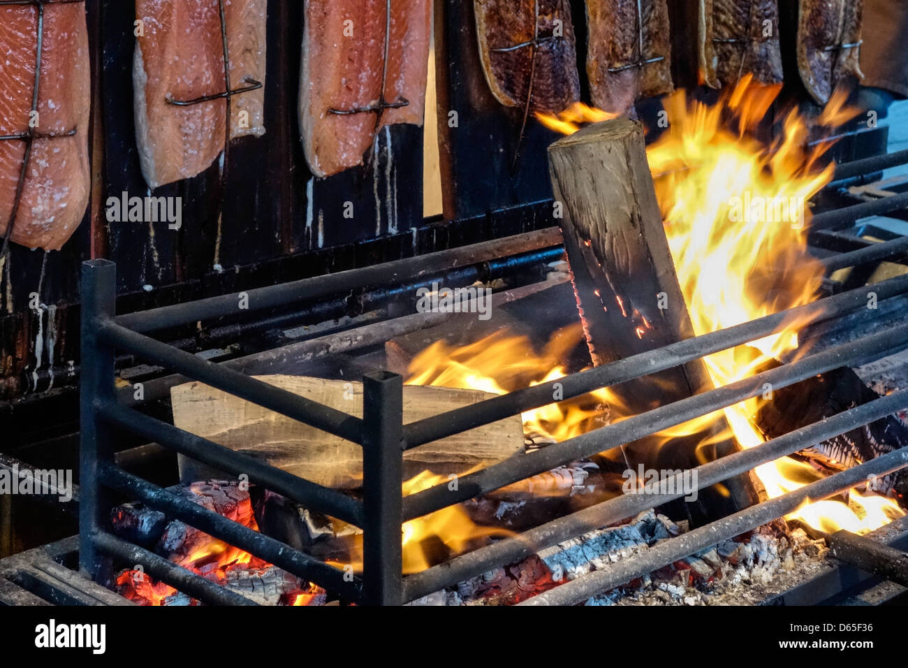 Salmon burning hi-res stock photography and images - Alamy