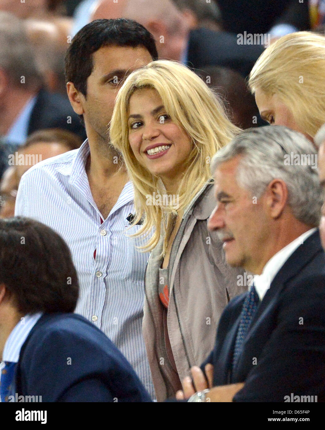 Gerard Pique Girlfriend