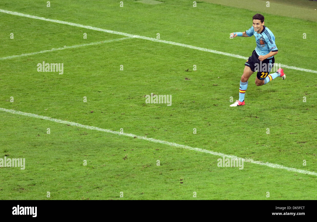 Spain's Jesus Navas celebrates during UEFA EURO 2012 group C soccer ...