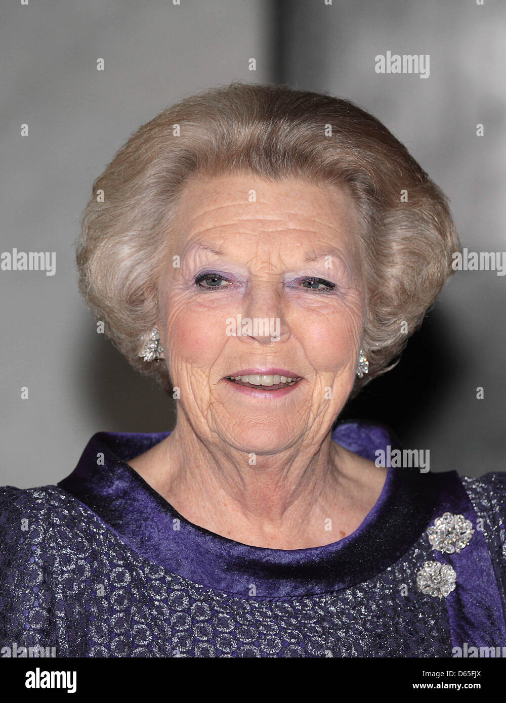 Silver anjers hi-res stock photography and images - Alamy