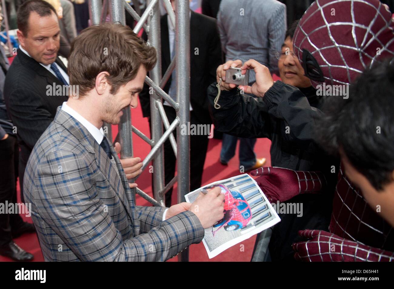 Actor Andrew Garfield attends the German premiere of his new movie "The ...