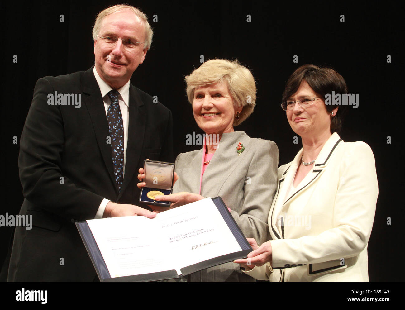 CEO of the Association of German Foundations Wilhelm Krull and Premier ...
