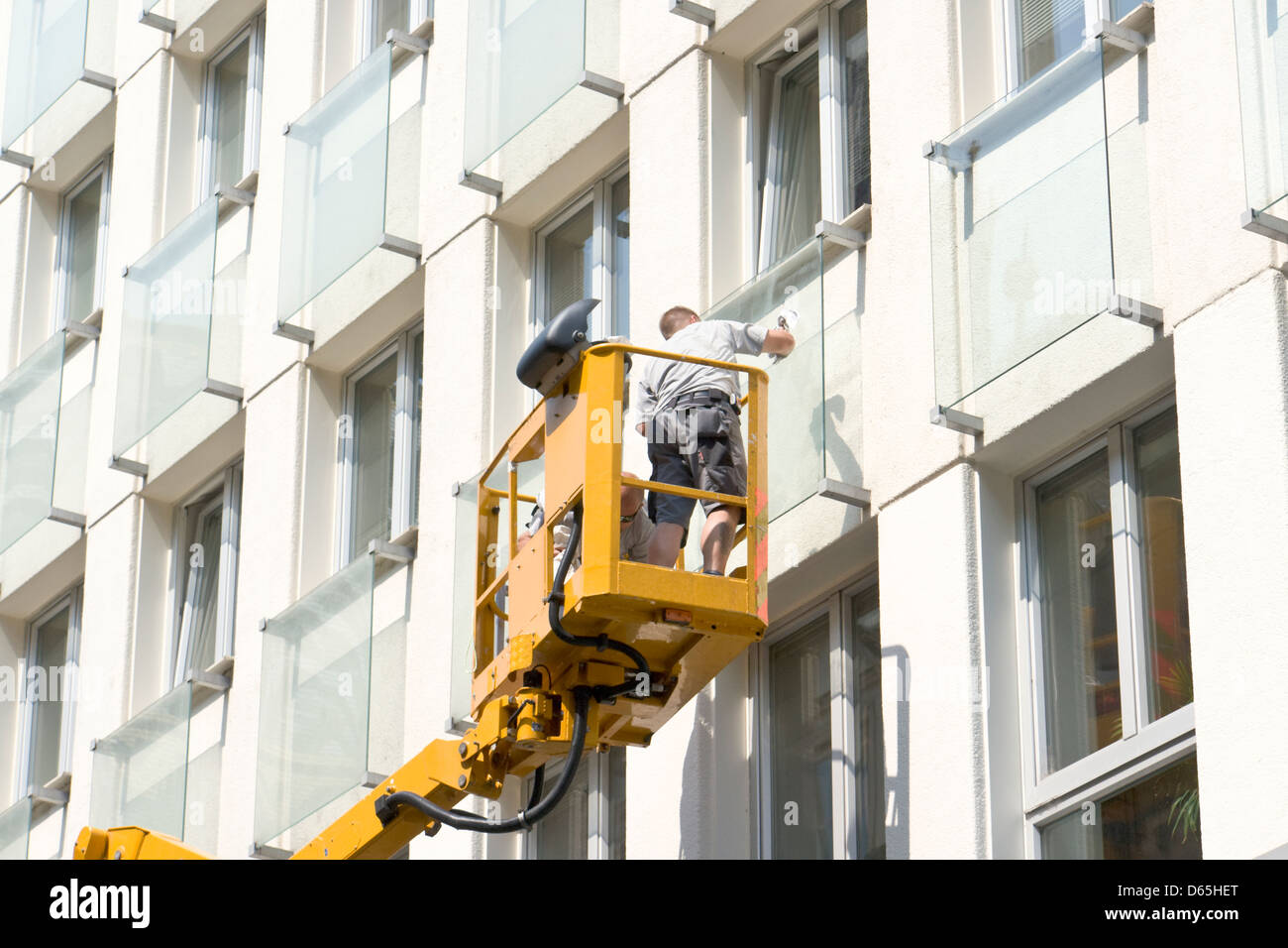 Aerial window cleaner High Resolution Stock Photography and Images - Alamy