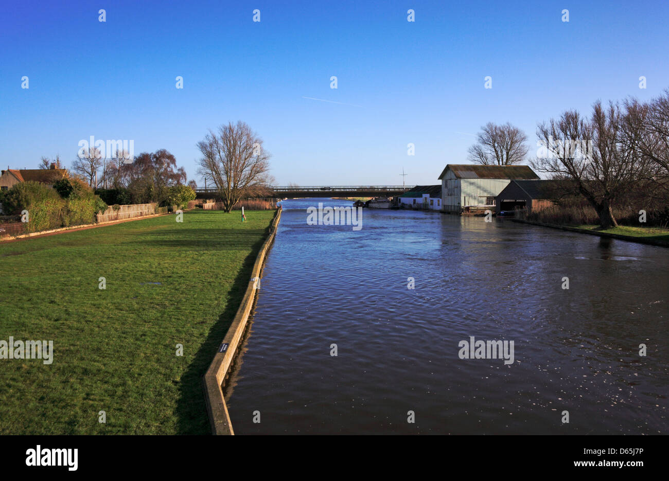 Potter heigham river scene hi-res stock photography and images - Alamy