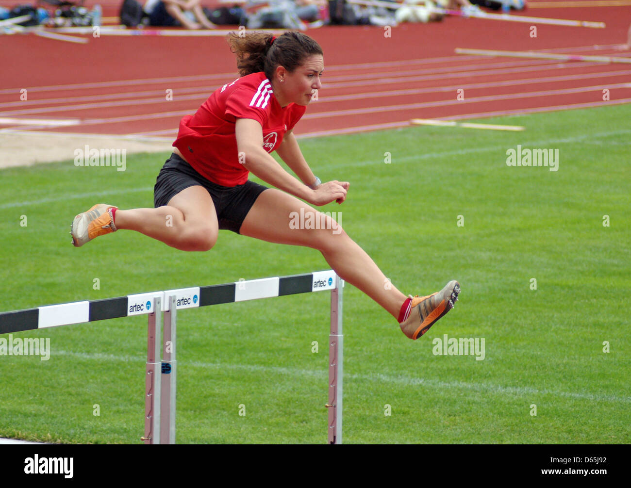 Athletics jumping hurdling hi-res stock photography and images - Alamy