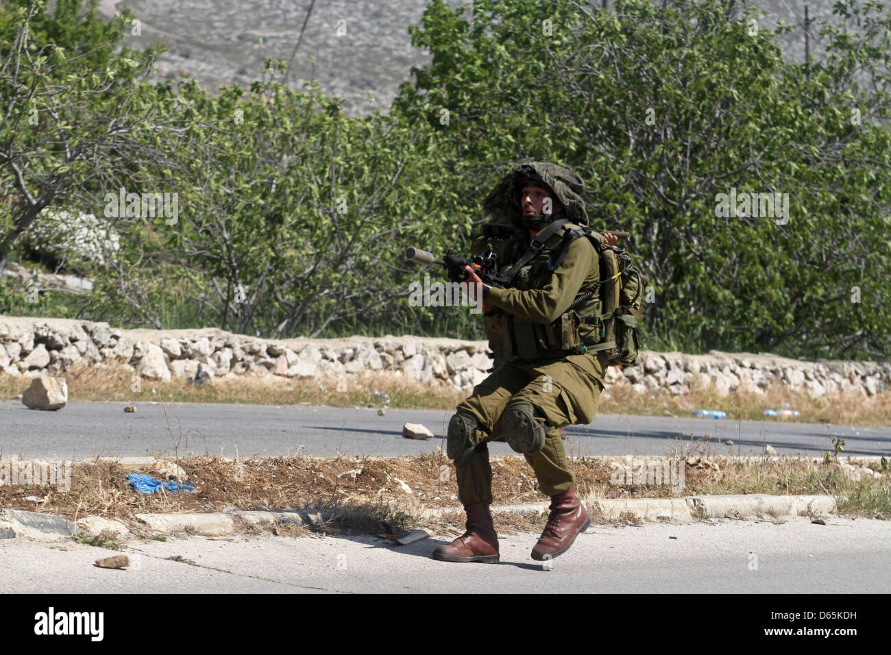 Silwad, West Bank, Palestinian Territory. 12th April 2013. An Israeli ...