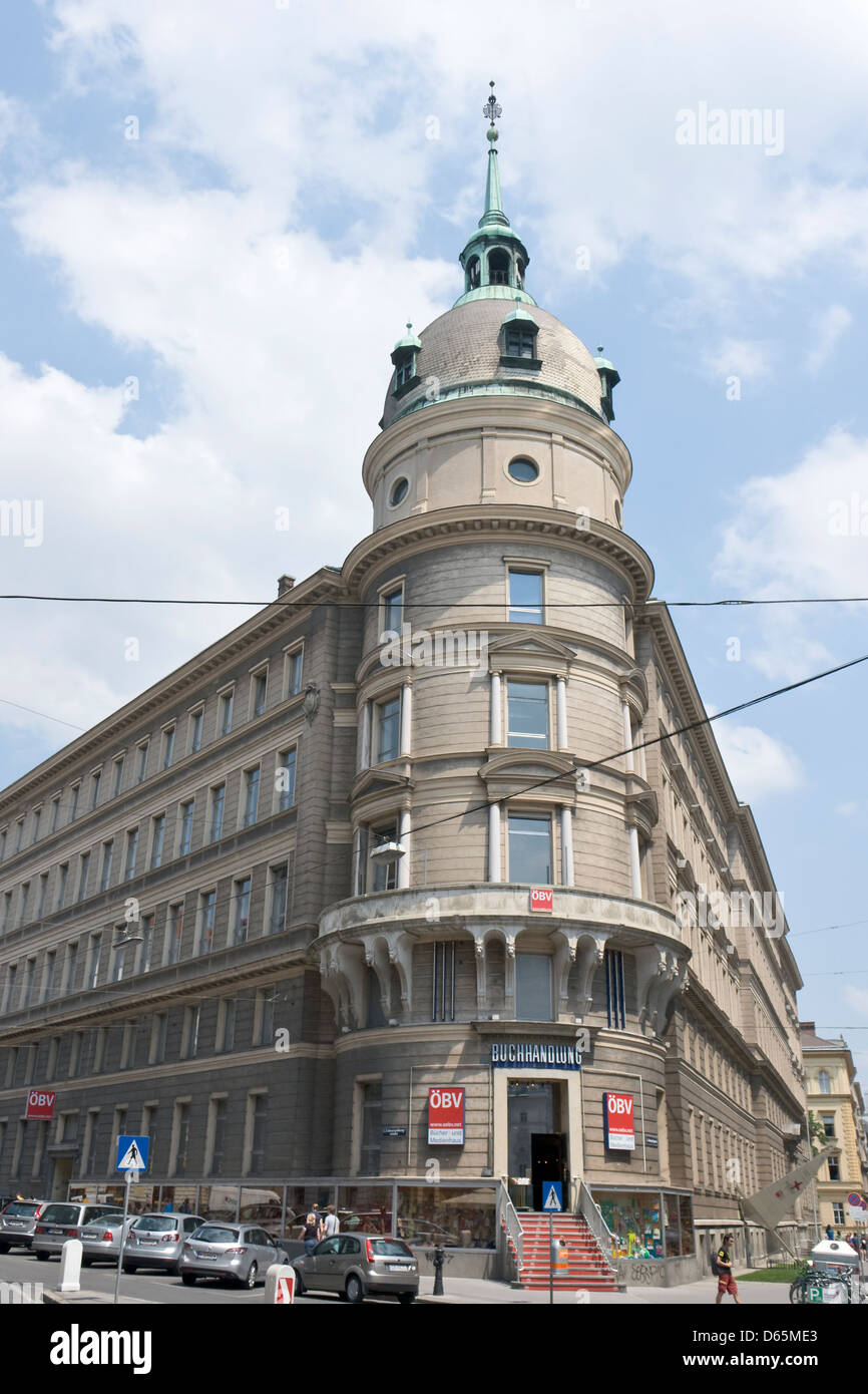 Corner turret hi-res stock photography and images - Alamy