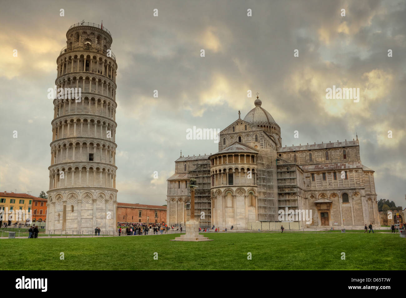The leaning tower hi-res stock photography and images - Alamy