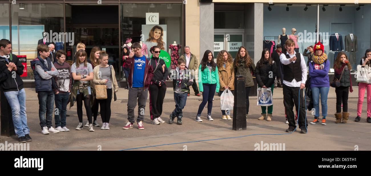 Crowd scene hi-res stock photography and images - Alamy