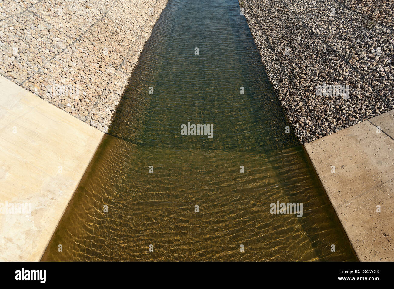 Irrigation diversion hi-res stock photography and images - Alamy