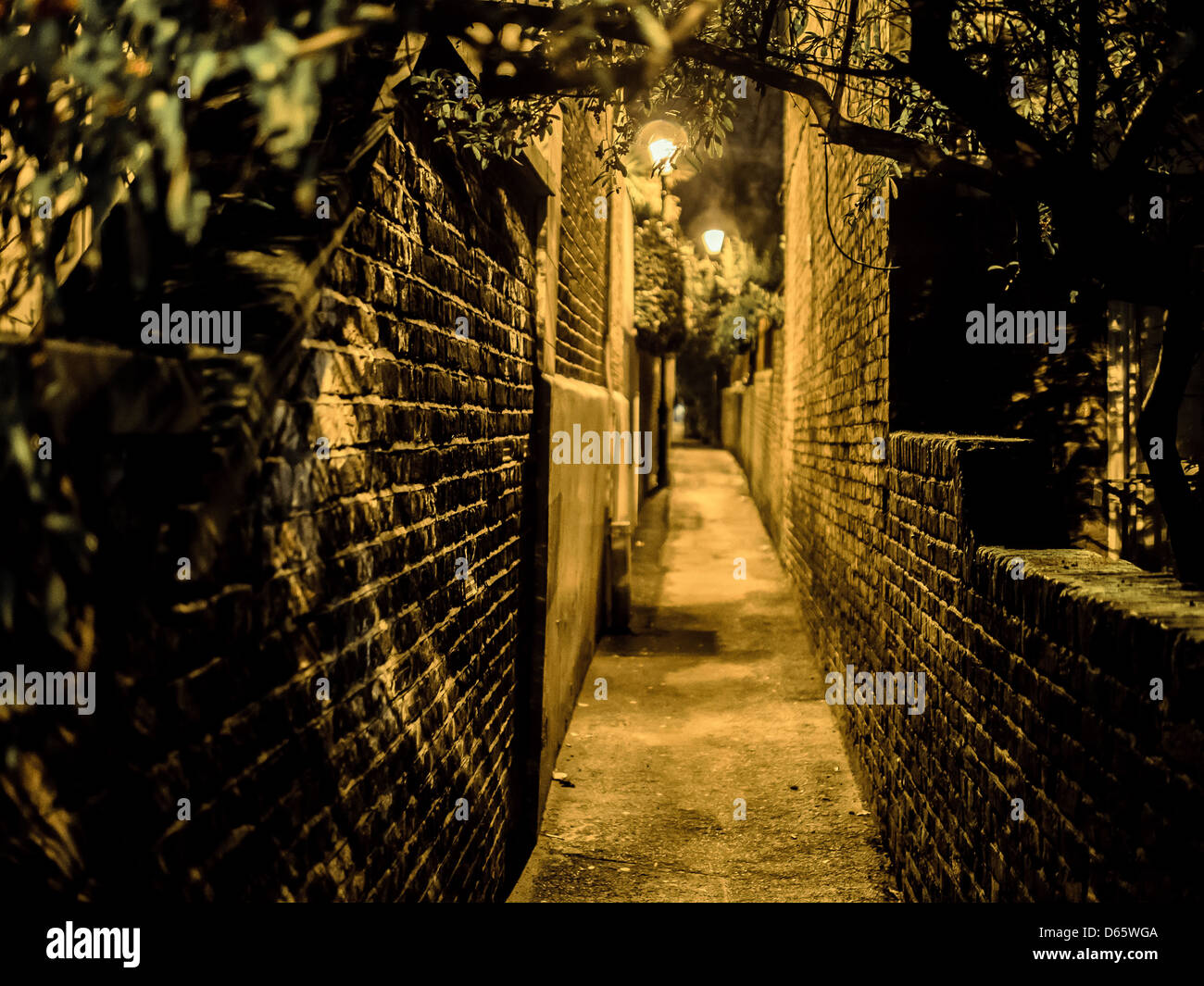 Alley london hi-res stock photography and images - Alamy