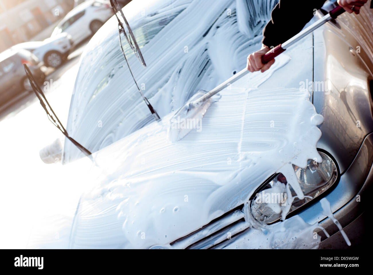 Jet washing hi-res stock photography and images - Alamy