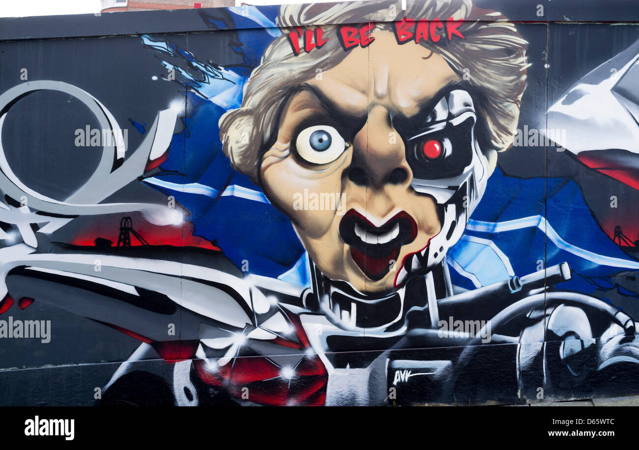 Arnold schwarzenegger terminator graffiti hi-res stock photography and ...