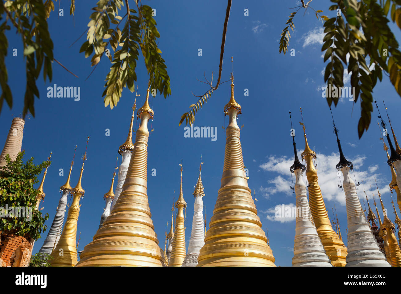 The abandoned and overgrown pagodas of Inn Thein, Myanmar 4 Stock Photo ...