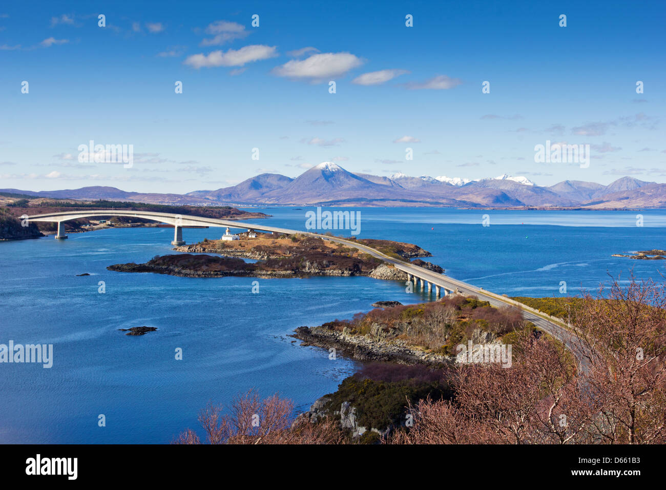 Skye bridge hi-res stock photography and images - Alamy