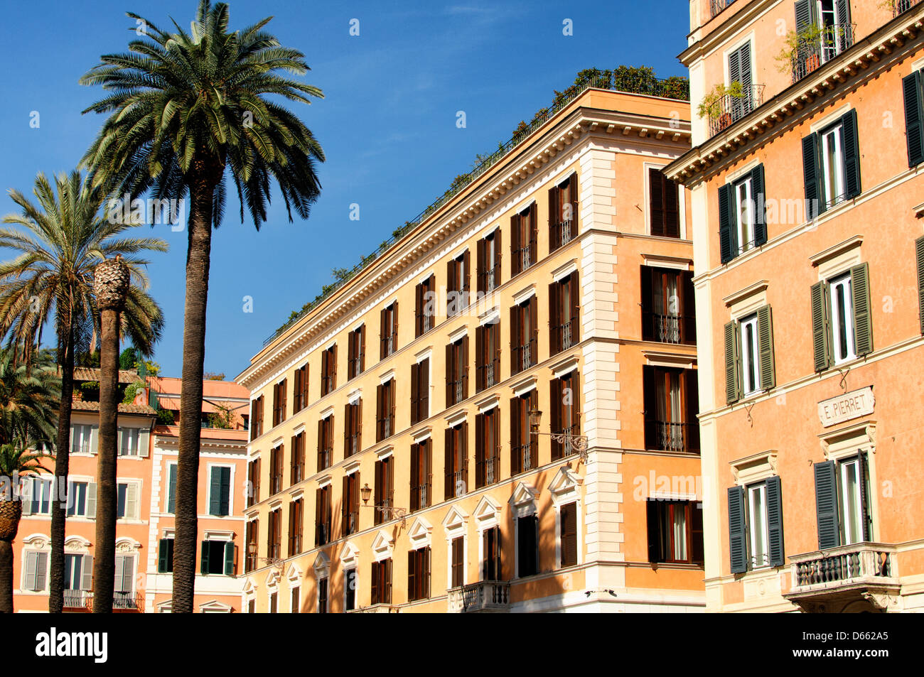 Spanish Steps Apartments in Piazza di Spagna, Rome, Italy Stock Photo ...