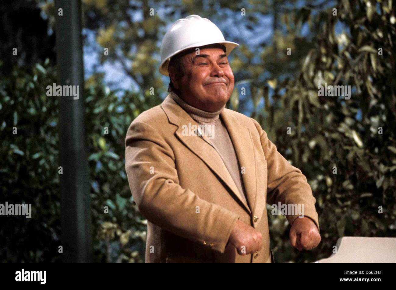 FILE PHOTO - Jonathan Winters, an influential comedian known for his ...