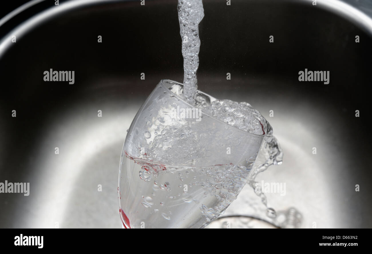 Water tap glass hi-res stock photography and images - Alamy