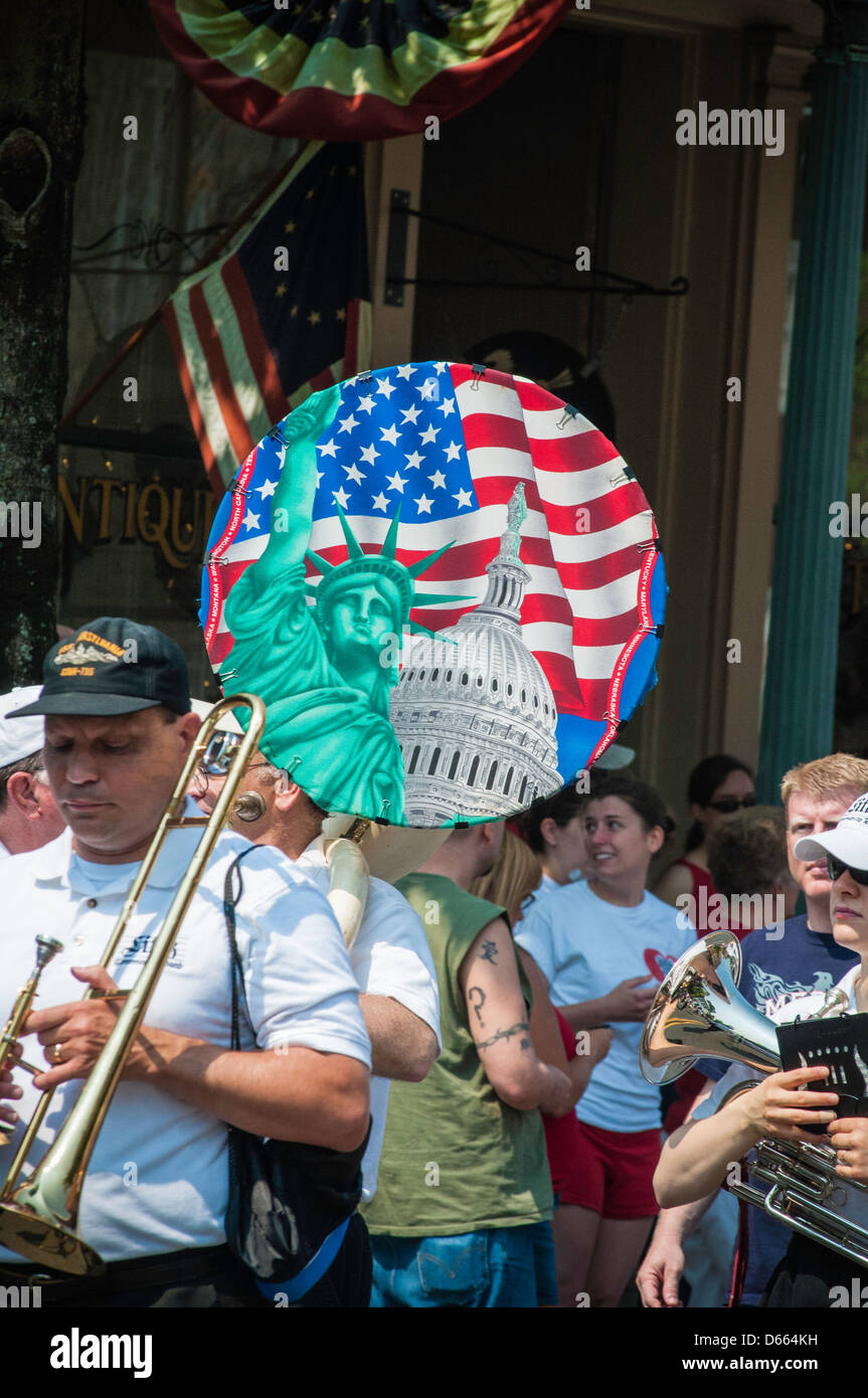 4th of July parade small town Stock Photo - Alamy