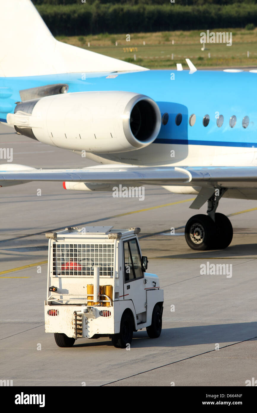 airport service car Stock Photo - Alamy