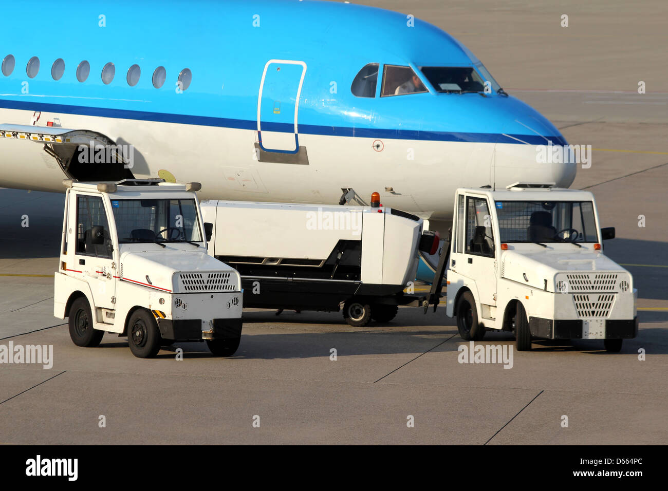 airport service cars Stock Photo - Alamy