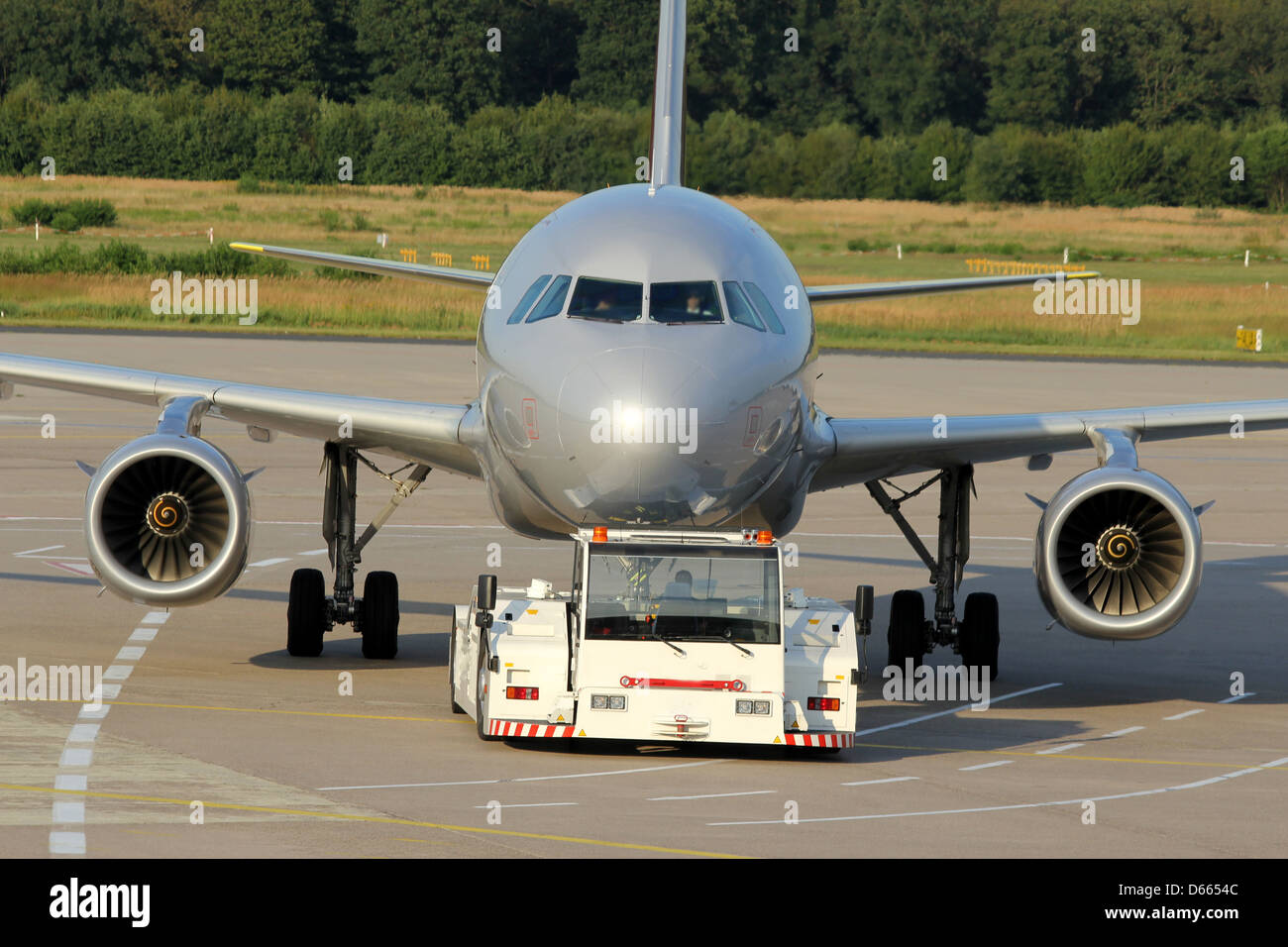 plain towing vehicle Stock Photo - Alamy