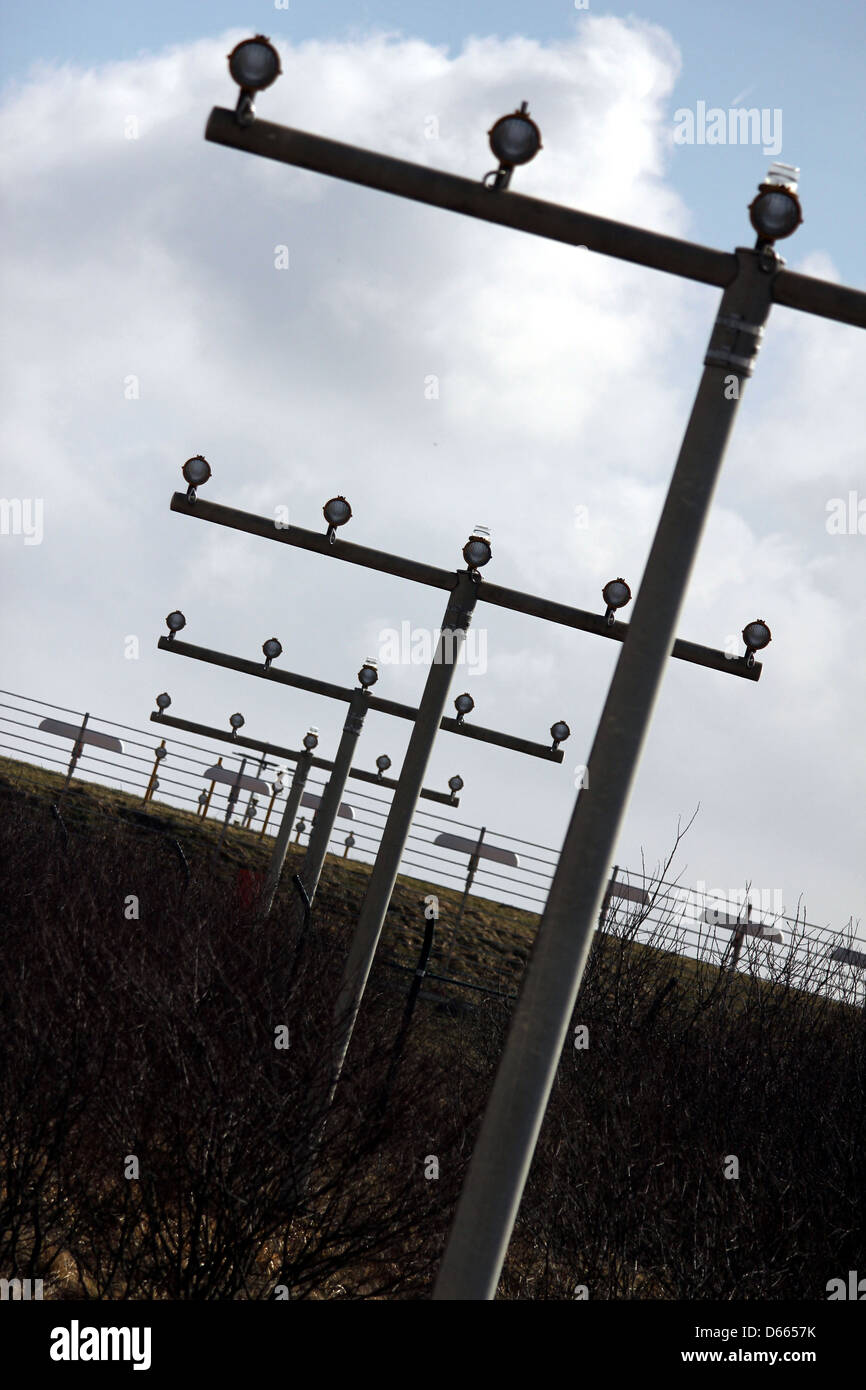 Aviation beacon hi-res stock photography and images - Alamy