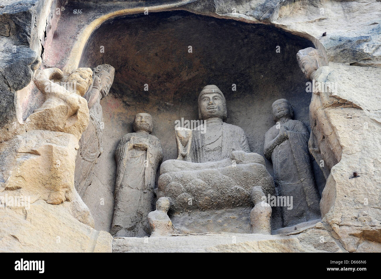 Ancient Buddha statue in caves in Guangyuan, Sichuan, China Stock Photo ...