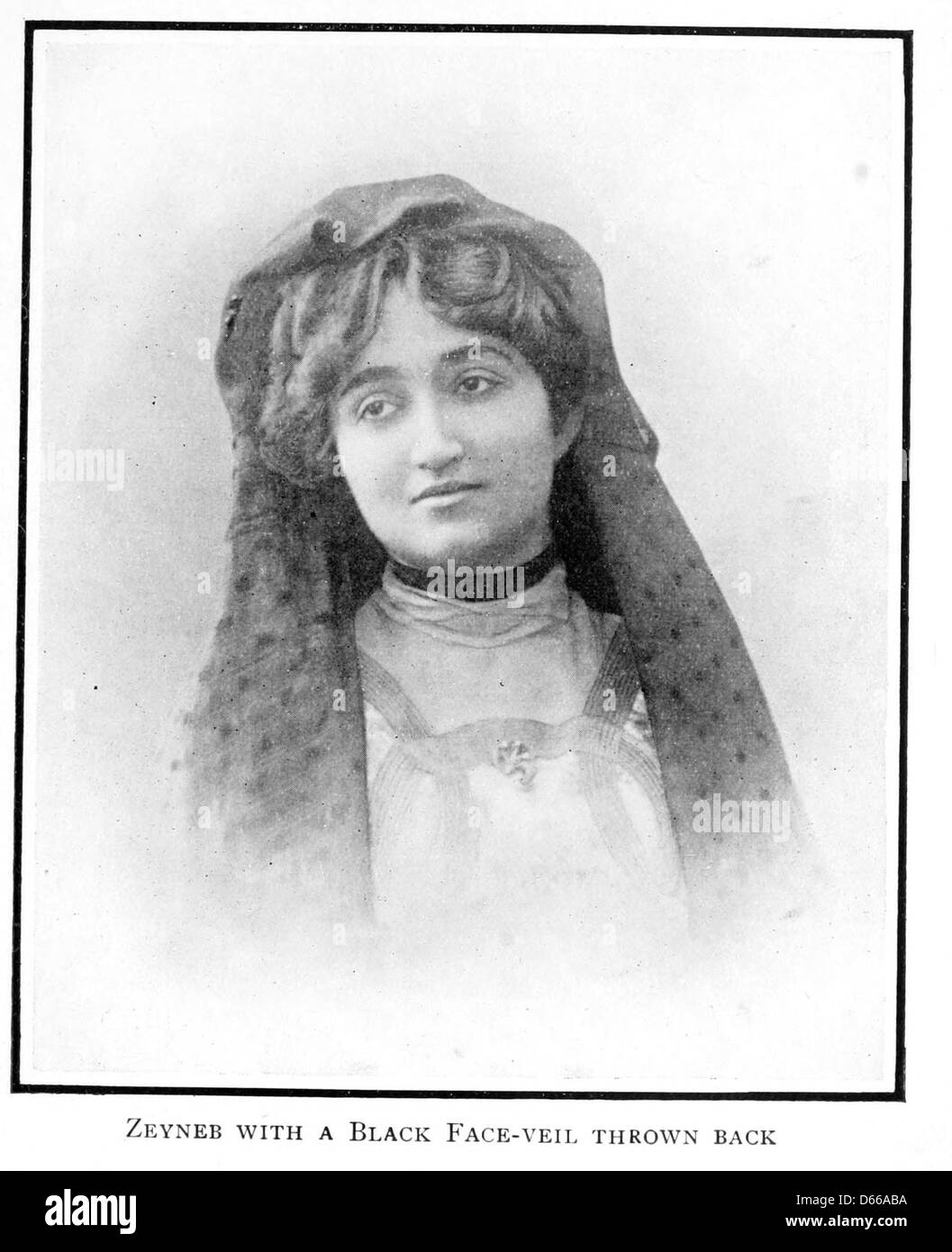 Turkish women Black and White Stock Photos & Images - Alamy