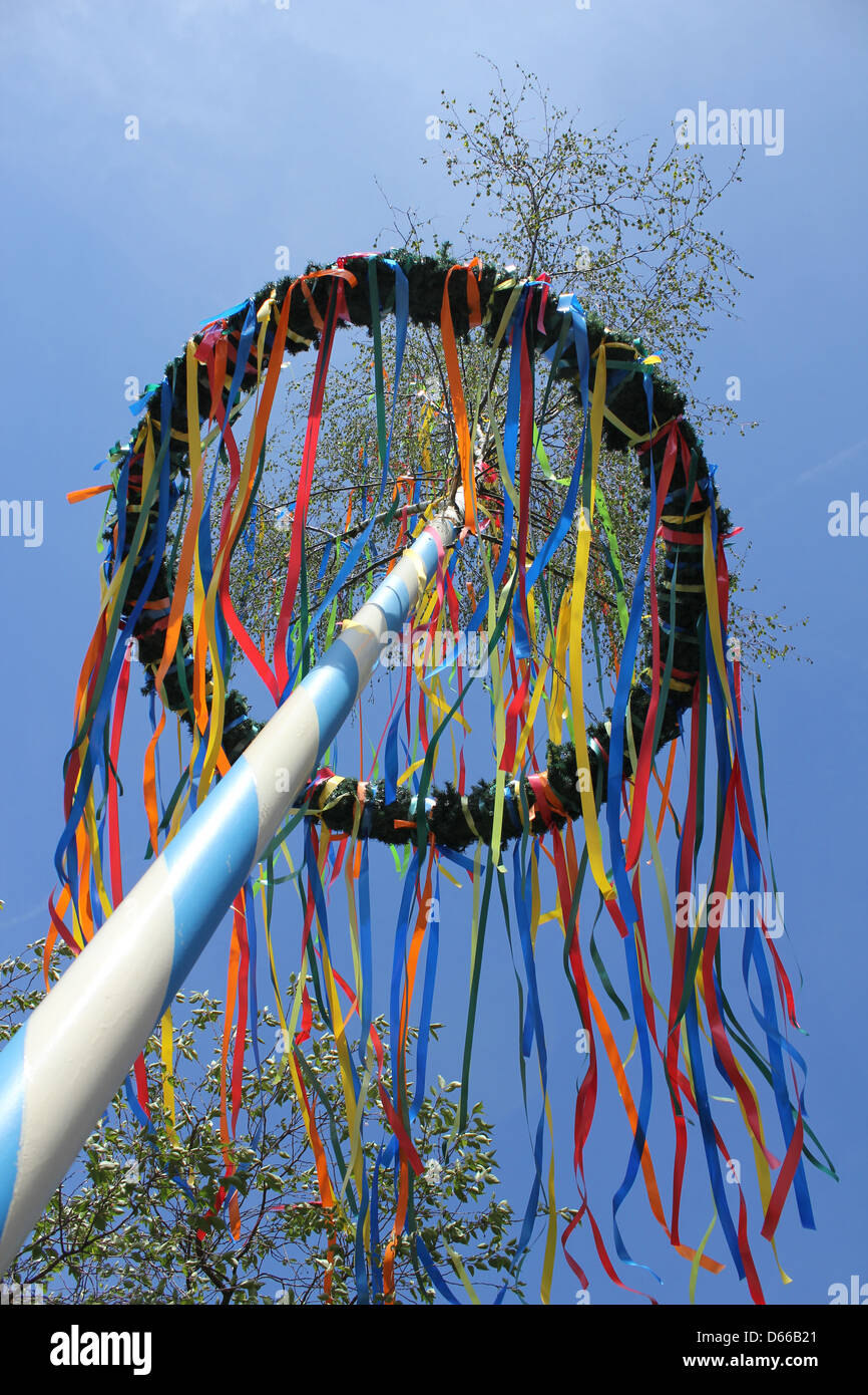 German maypole hi-res stock photography and images - Alamy