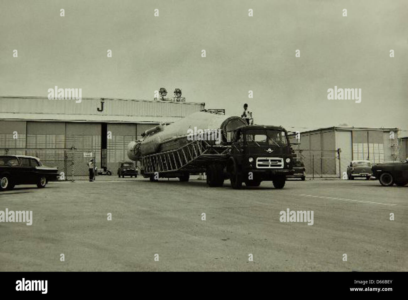 The Convair/General Dynamics Atlas rocket, in conjunction with the ...
