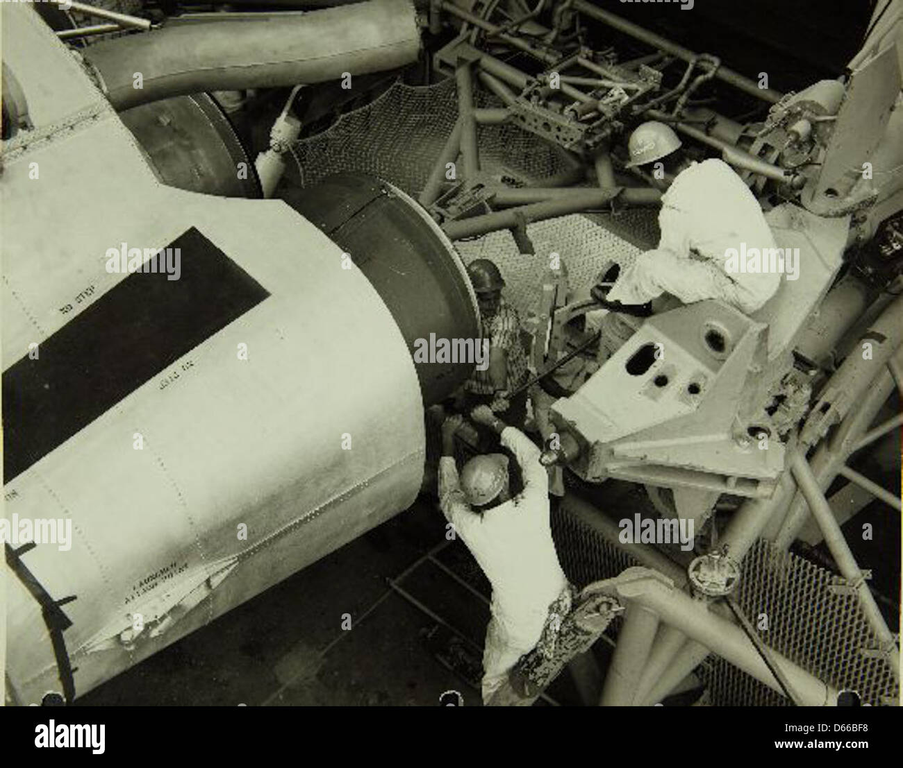 The Convair/General Dynamics Atlas rocket, combined with the Ranger ...